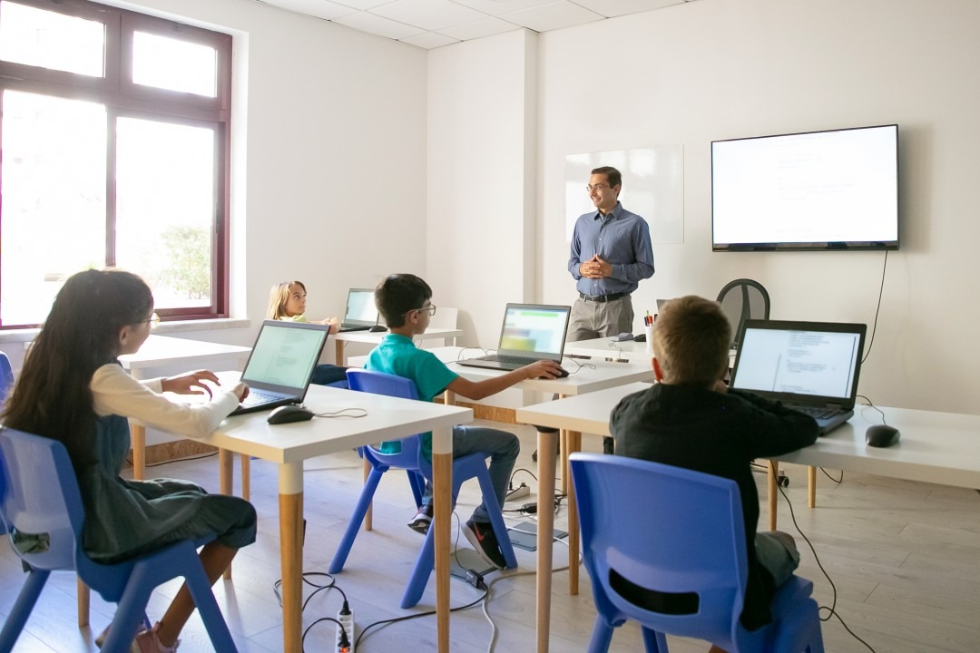 Animated Shows Transform Learning in the Classroom - Dr. Matthew Lynch